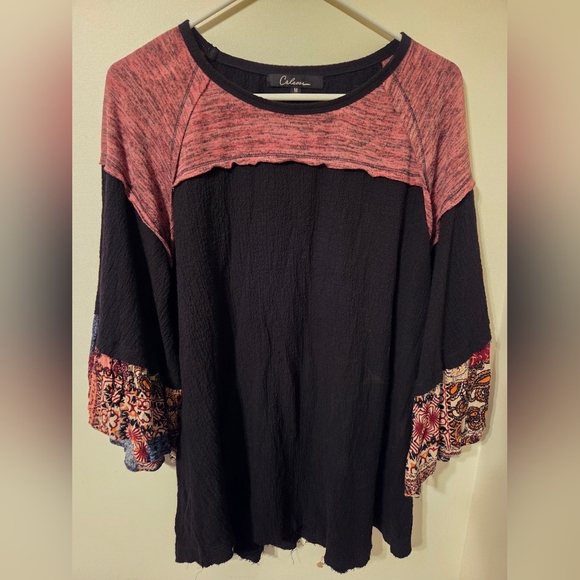 Calessa | Tops | Cale Black And Pink Tunic With Floral Sleeves | Poshmark